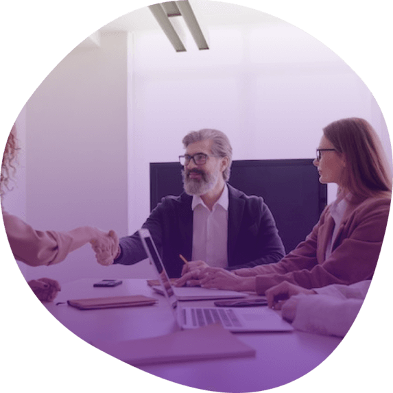 6 Recruitment Pitch Deck Examples Every HR Pro Should See